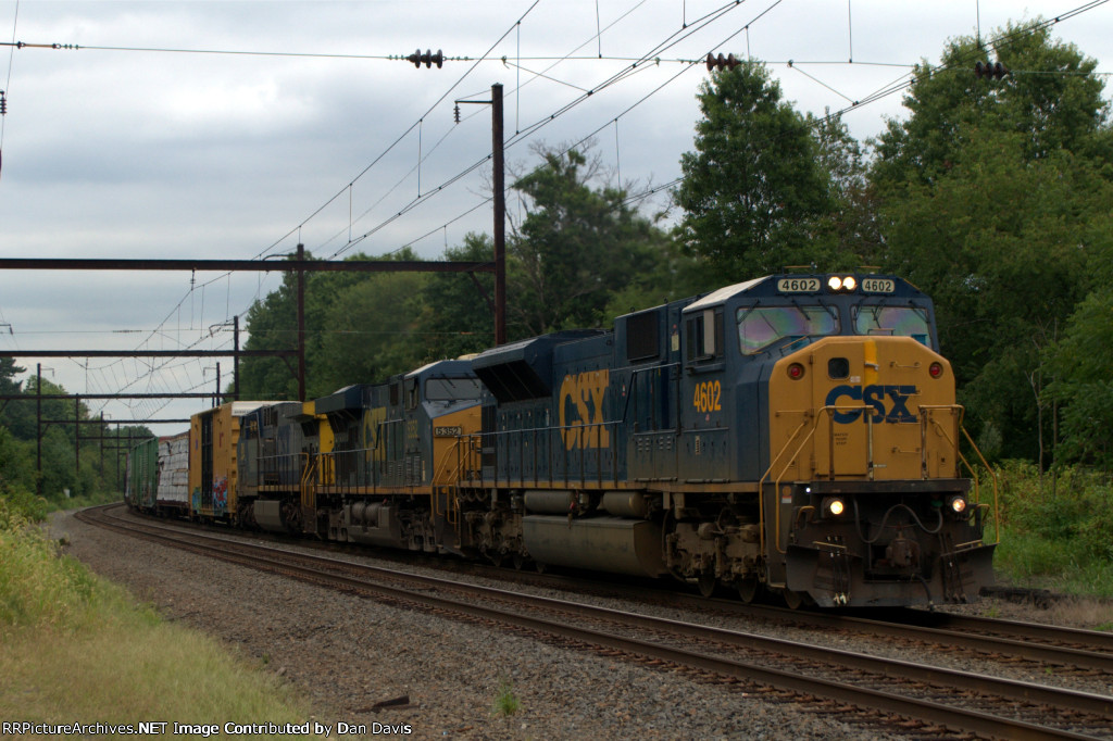 CSX SD80MAC 4602 leads Q417-29